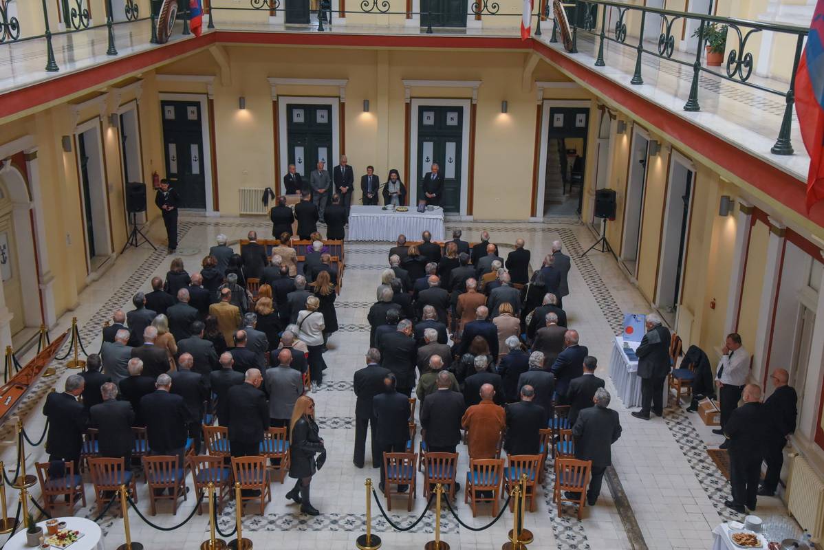 ΣΥΝΔΕΣΜΟΣ ΑΠΟΦΟΙΤΩΝ ΣΧΟΛΗΣ ΝΑΥΤΙΚΩΝ ΔΟΚΙΜΩΝ