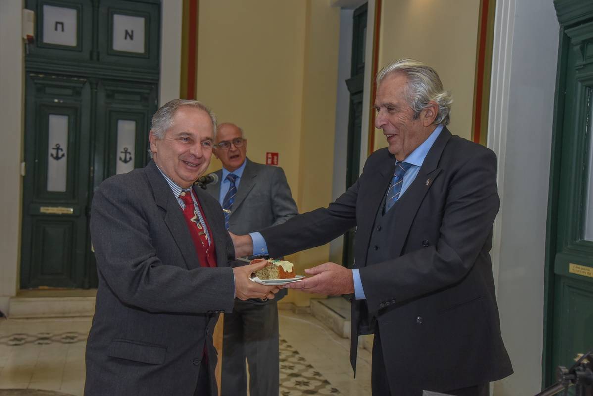 ΣΥΝΔΕΣΜΟΣ ΑΠΟΦΟΙΤΩΝ ΣΧΟΛΗΣ ΝΑΥΤΙΚΩΝ ΔΟΚΙΜΩΝ