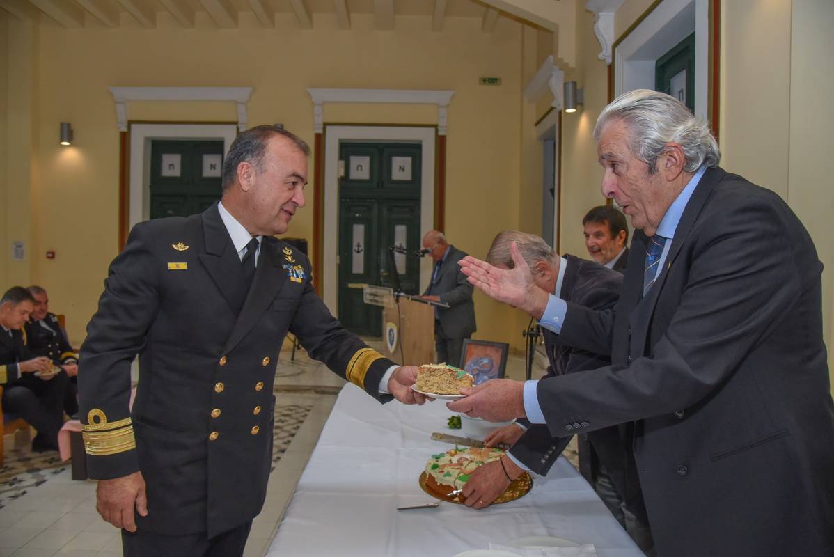 ΣΥΝΔΕΣΜΟΣ ΑΠΟΦΟΙΤΩΝ ΣΧΟΛΗΣ ΝΑΥΤΙΚΩΝ ΔΟΚΙΜΩΝ